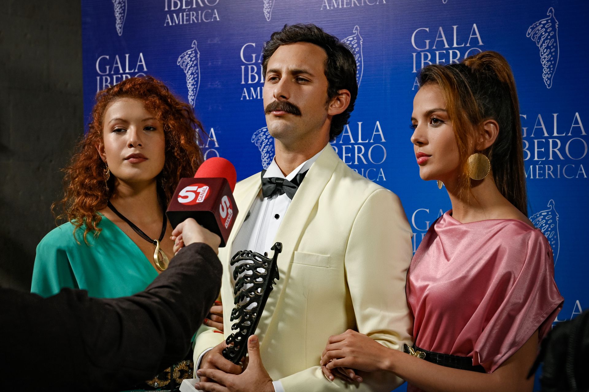 'El galán, La TV cambió, él no': Póster y primer adelanto ...